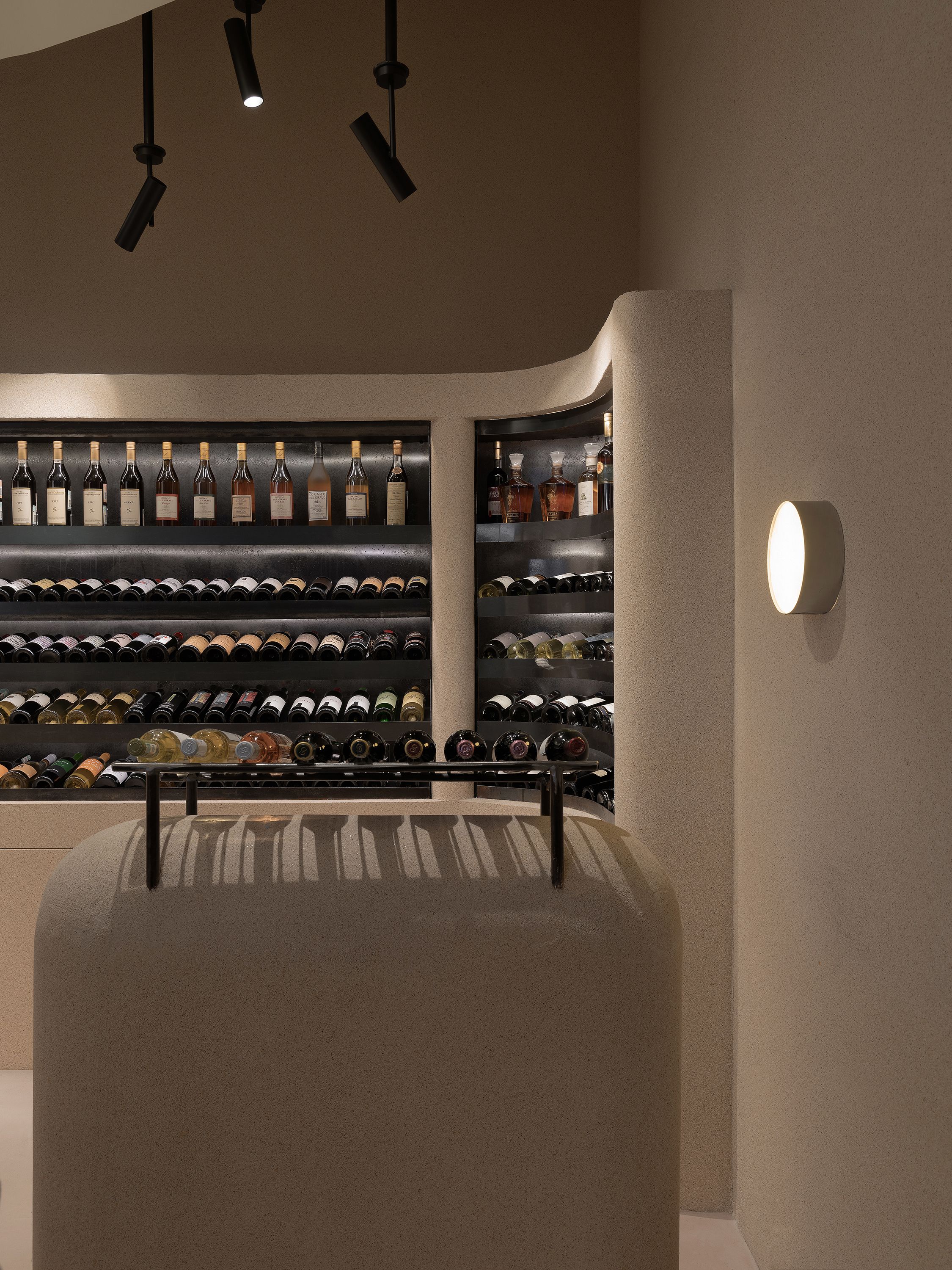 Good wine store interior design